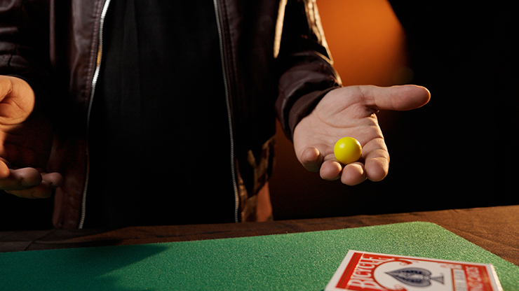 Bounce no Bounce Balls YELLOW by Murphy's Magic - Trick - Murphy's ...